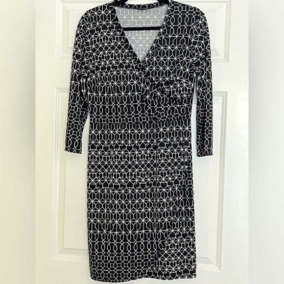 The Limited | Dresses | Bogo Black And White Geometric Faux Wrap Dress ...